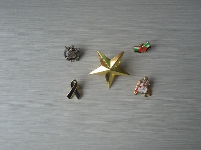 Personalized Soft Enamel Logo Five Pointed Star Shape Gold Tone Finish ...