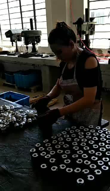 Manufacture Customized Right Hand Rubber Engine Mount For Suzuki Swift ...