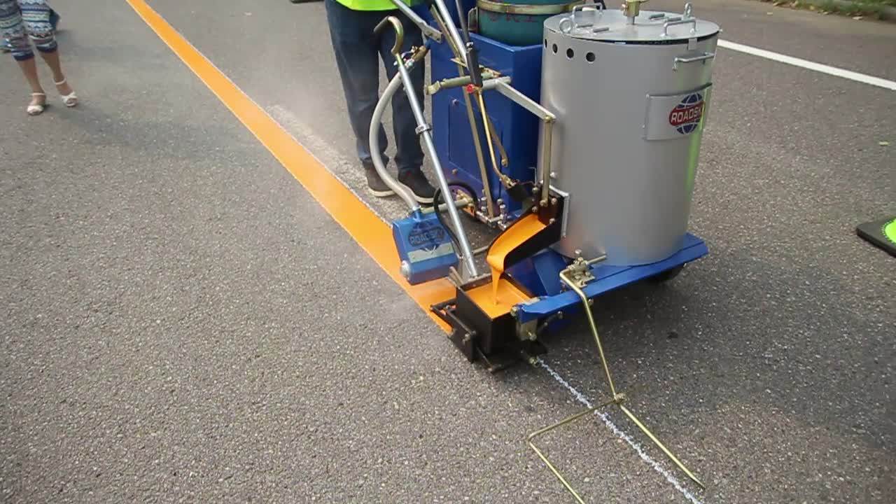Self-propelled Thermoplastic Road Marking Machine - Buy Self-propelled ...