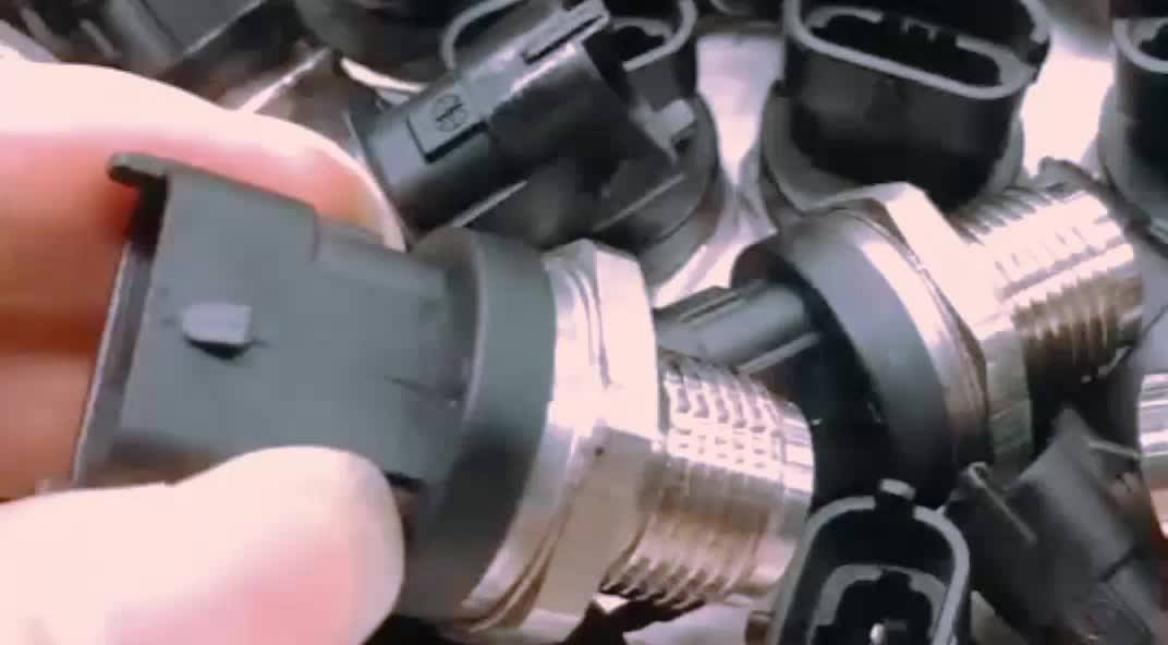New Fuel Rail High Pressure Sensor Common Injection 0281006158 ...