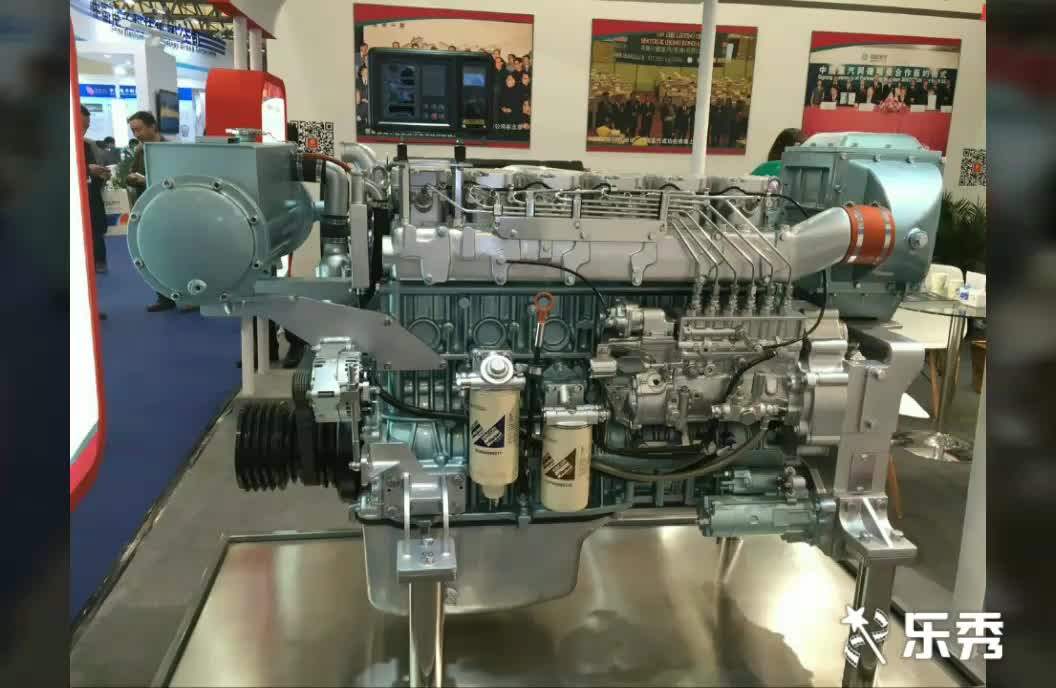 Inboard boat engine - sempery