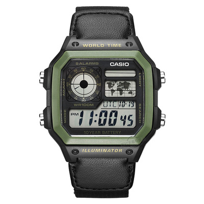 卡西欧方形户外多功能运动手表