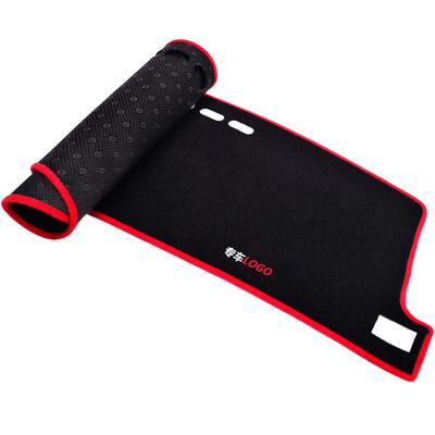 中国重汽豪沃驾驶室装饰A7/380/t7h/t5g配件t6g工作台垫th7避光垫