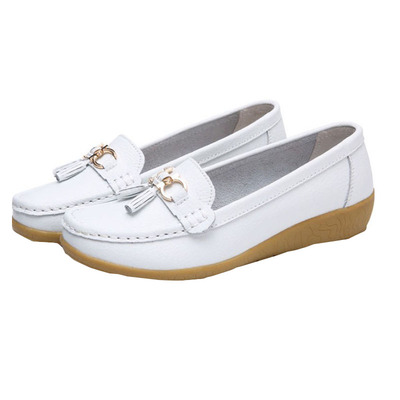 春秋特大码坡跟防滑中老年妈妈鞋