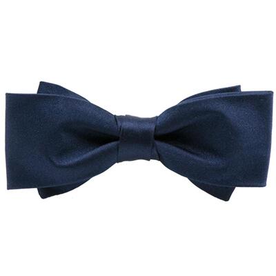 手工精制领结、口袋巾，真丝面料