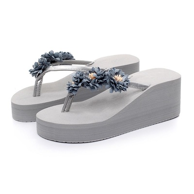 韩版时尚外穿花朵坡跟人字拖鞋