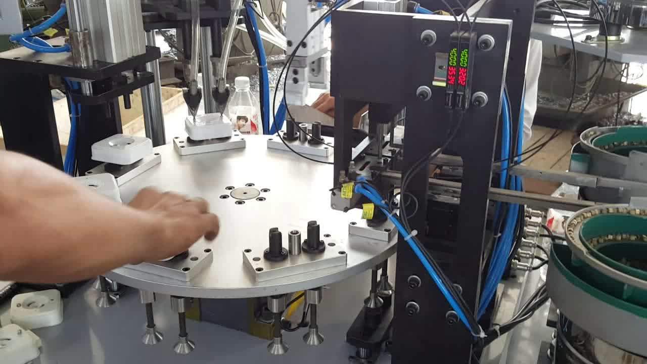 Automatic Inserting Nut And Screw Tighten Machine For Electric Box ...