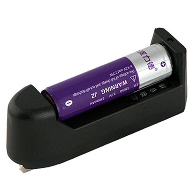 派力德大容量强光锂电池