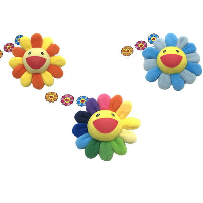 村上隆日本王一博挂饰胸针