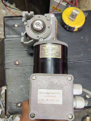 lenze电机D-32696 SSN31-1UHAR成色参数【询价】