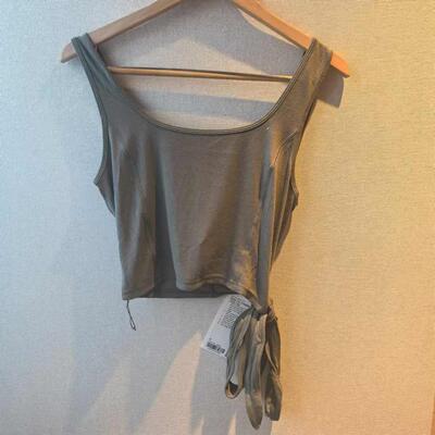 lululemon side-tie cropped tank top 女士运动背心