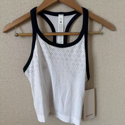 lululemon swiftly tech 女士短款工字运动背心2.0