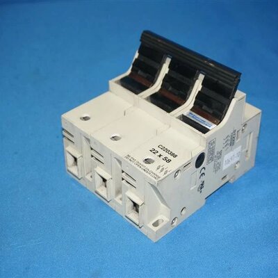 议价Ferraz Shawmut Fuse BlockST22IIIST22IST22II