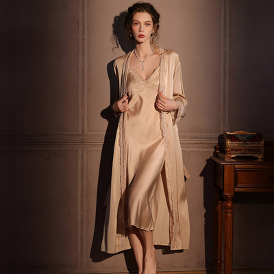 真丝吊带胸垫睡裙女夏秋季加长款