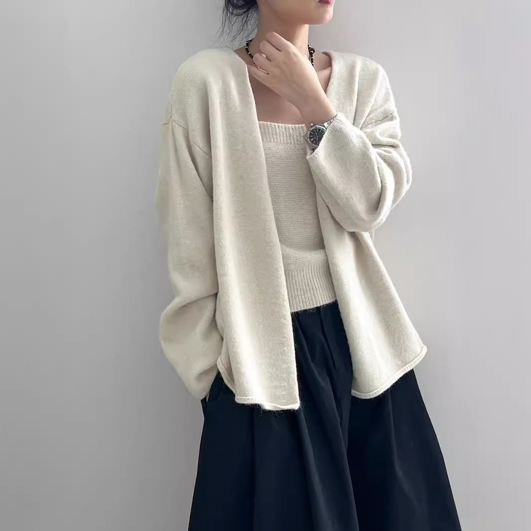 言双 纯色气质吊带背心两件套女2025秋季新款百搭针织开衫毛衣A13