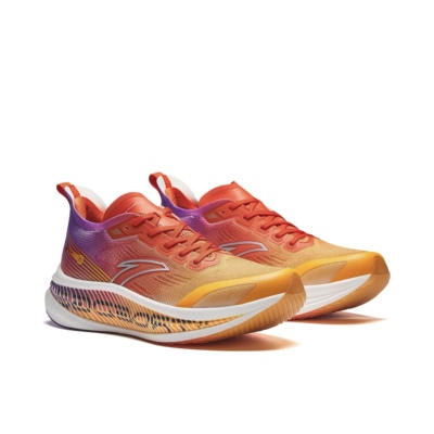 安踏男子跑步鞋马力氮科技