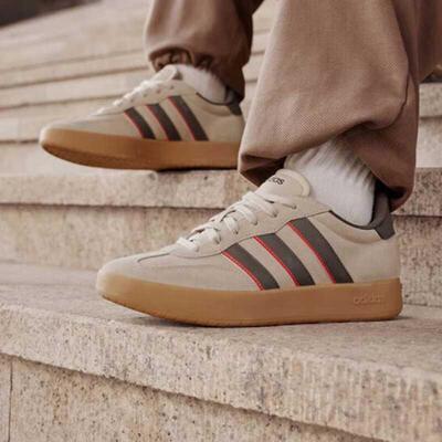 adidas阿迪男女鞋 BARREDA舒适百搭运动休闲板鞋 JP7100 JQ4237