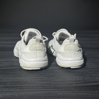 Adidas阿迪达斯男鞋跑步鞋网面缓震轻便防滑舒适休闲运动鞋JS3026