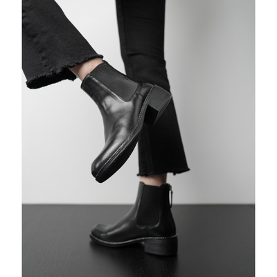 Fermina 复古风圆头切尔西靴女粗跟短靴新款通勤女靴子黑色烟筒靴