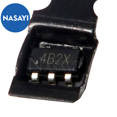 CAT6219-330TDGT3 丝印:RV SOT23-5