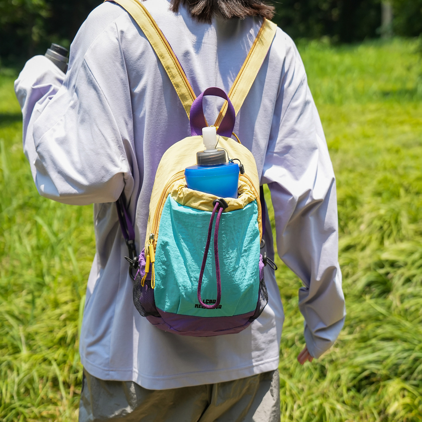 多功能撞色胸包男女户外运动双肩包轻量化迷你斜挎包休闲单肩包