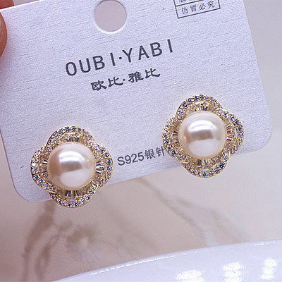 法式气质银针耳钉轻奢优雅花朵珍珠耳坠高级感百搭独特新款耳环