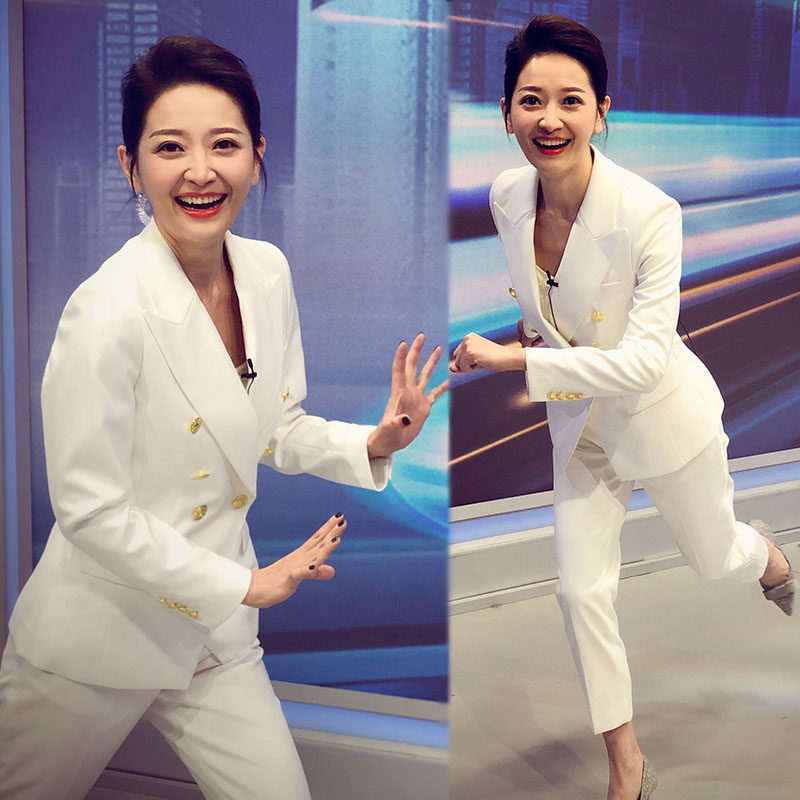 明星同款白色西装套装女春秋韩版时尚双排扣西服外套九分裤两件套