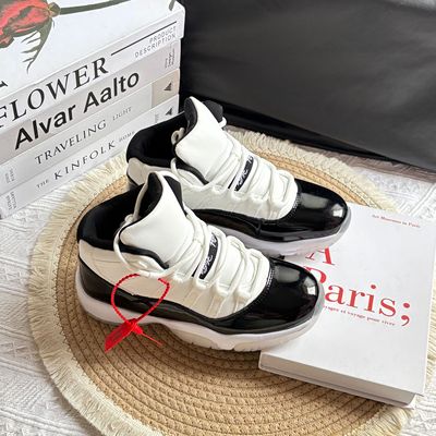 跃莱克AJ11康扣高帮板鞋增高