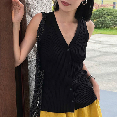 PURITY YH小众简约黑色复古显瘦V领开衫马甲高级感修身无袖背心女