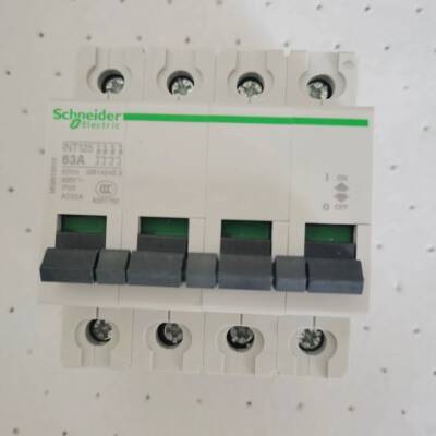 施耐德隔离开关MGN15016INT125