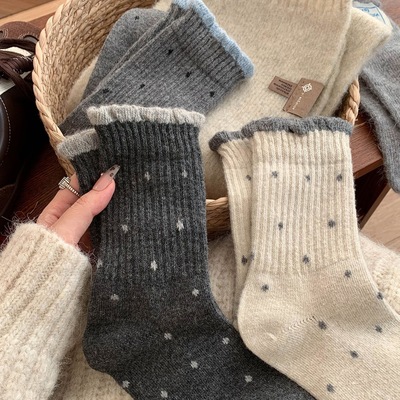 YM【拍1发5双】秋冬季百搭波点中筒袜子