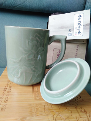 越窑青釉瓷器茶杯礼盒包装