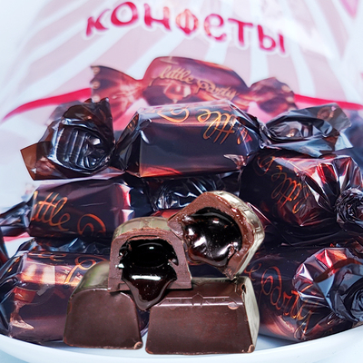 进口俄罗斯巧克力酒味夹心糖果