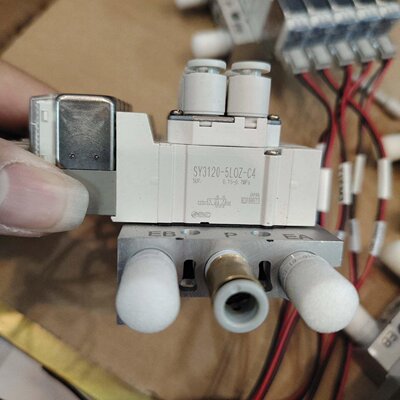 SMC电磁阀SY31205LOZC4议价