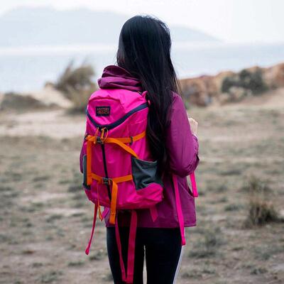 代购Mystery Ranch Gallagator 19L 20L荧光粉双肩背包旅行包轻便