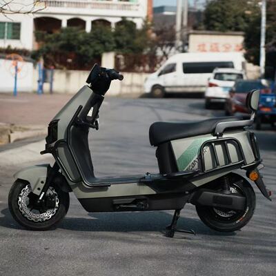 适用雅迪G35plus-H保险杠护杠