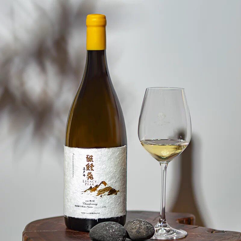 留世酒庄LegacyPeak遗产峰霞多丽干白宁夏葡萄酒202*年份1.5L大瓶