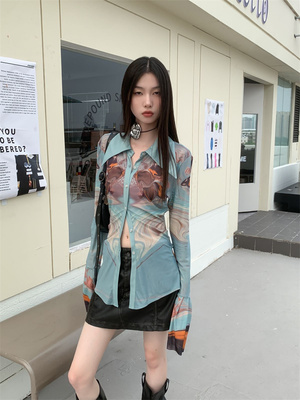 现货撞色印花衬衫女夏收腰弹力网纱拼接防晒衫