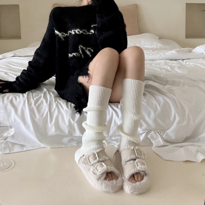 y2k针织袜套秋季新款袜子女中筒袜小众设计长筒堆堆袜jk白色腿套