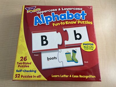 美国Fun-to-Know® Puzzles: Uppercase & Lowercase Alphabet