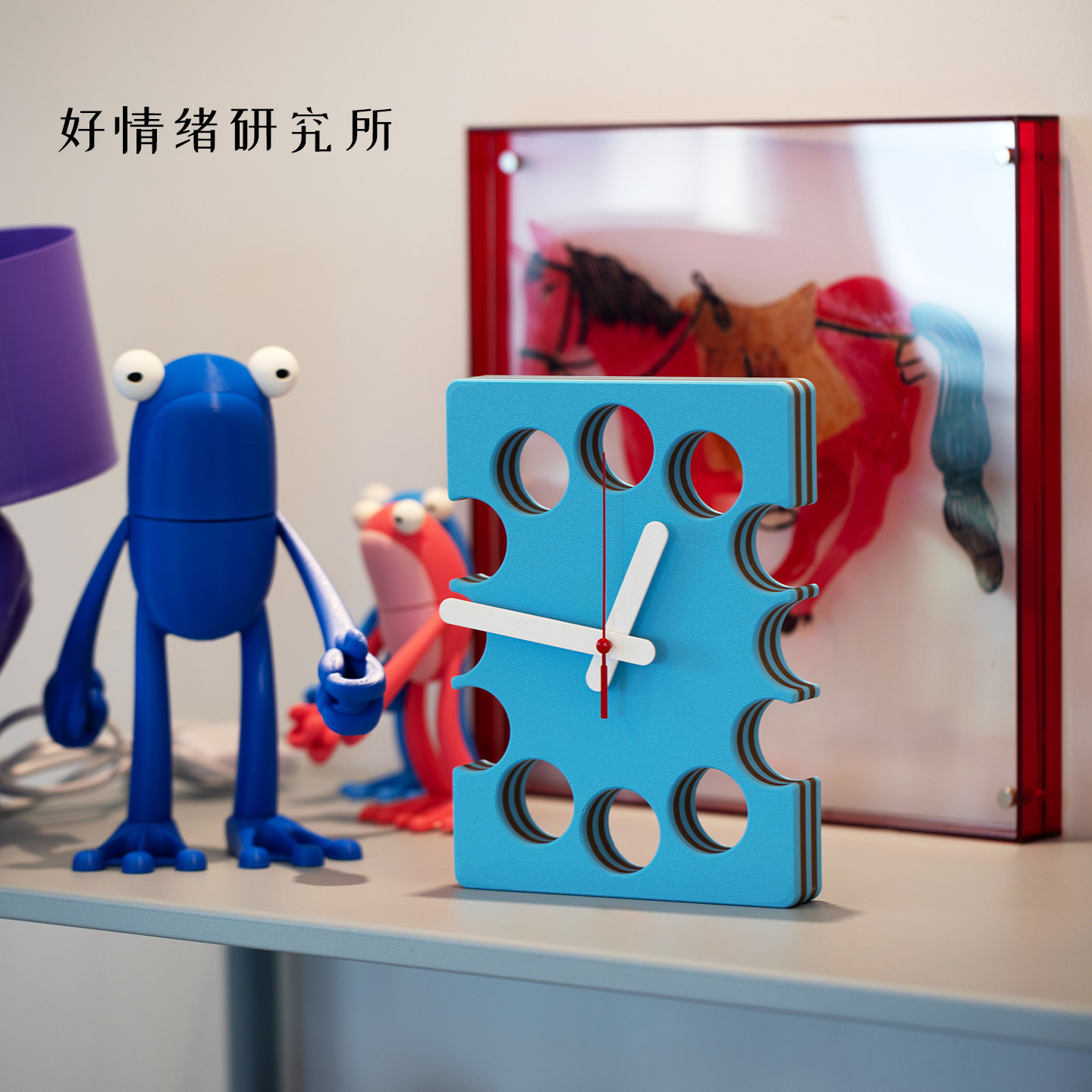 原创设计 家用简约3D挂钟 静音时钟 客厅钟表 多巴胺石英钟 座钟