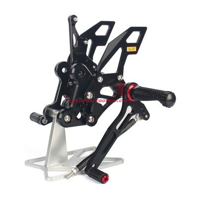 锋锐铃木GSXS750升高后移脚踏