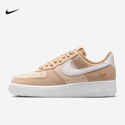Nike耐克女子空军一号翻毛皮板鞋