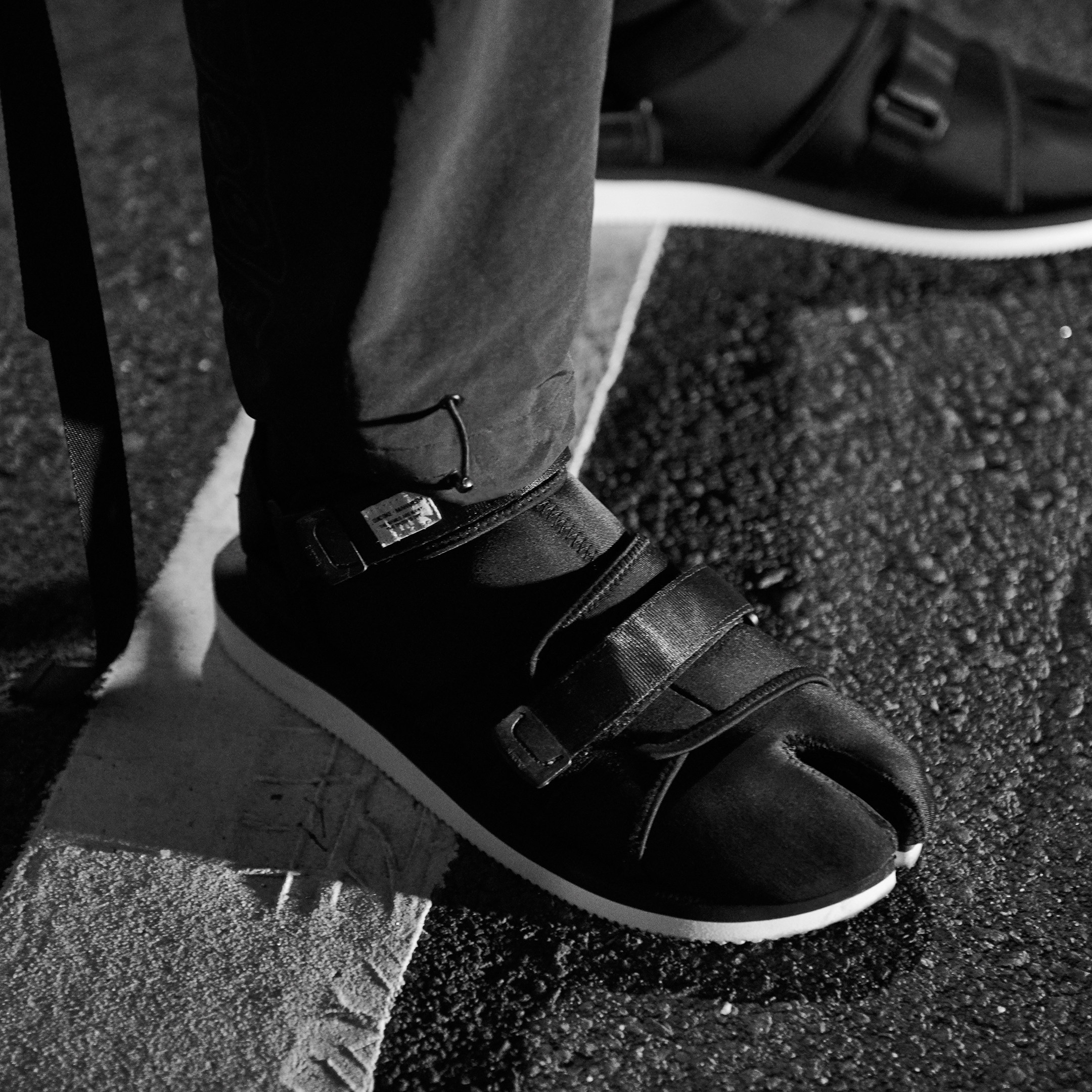 潮物Woo Maharishi x Suicoke Kuno 日式机能忍者袜套凉鞋潮