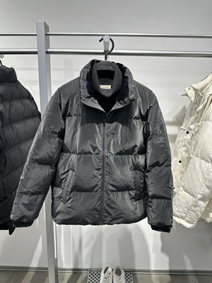 BBACE4119 太平鸟男装2024冬新款黑色立领加厚鸭绒羽绒服保暖外套