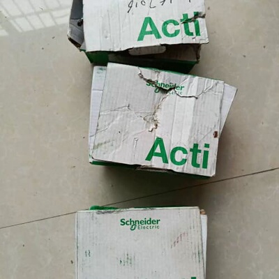 议价A9V53640 3个漏电保护器 庫存样子如图
