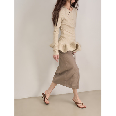 LANVIVIER 文艺柔美 立体花苞下摆 奶油杏色螺纹弹力圆领排扣上衣