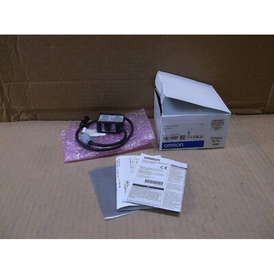 ZX2-LD100L 0.5M Omron Neuf en Bo?te Laser Déplacement Photo