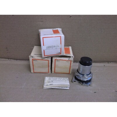 10250T26111 Cutler Hammer Eaton NEW In Box Black ROTO-PUSH P