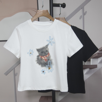 小个子猫咪印花短袖T恤女修身